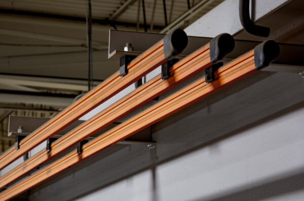 Overhead Crane Electrical Grounding: NEC 610.61 Requirements