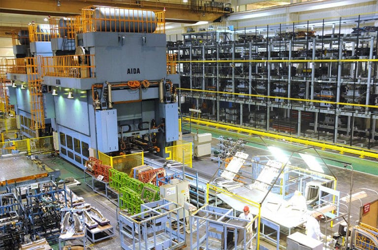 Lifting and Rigging Solutions for Die Handling and Automotive Stamping