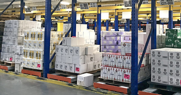 Warehouse Solutions: Conveyor & Storage Rack Systems | Mazzella FHS