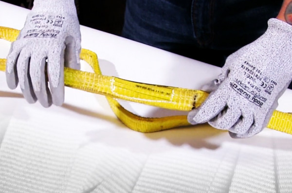 Does Dried Concrete on Web Slings Require Removal From Service?