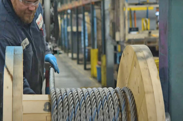 How Can I Identify Domestic Wire Rope Brands by Color Strand?