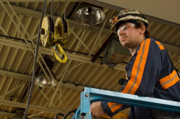 Overhead Crane Maintenance Strategies Explained: Reactive, Preventive ...
