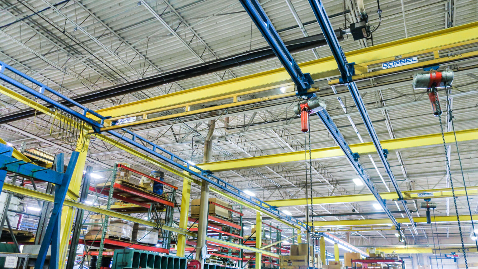 What Is A Workstation Crane? Ideal Applications and Pricing » Mazzella ...