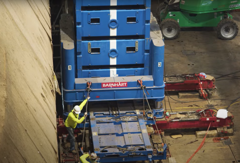 Comparing Hand Chain Hoists and Lever Hoists » Mazzella Companies